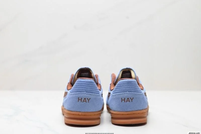 Brand-authenticated Asics Shoes