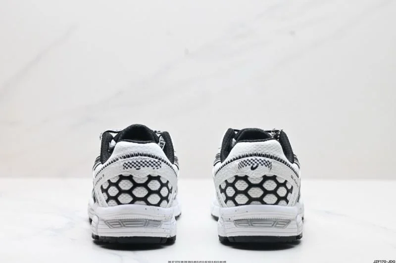 Cut-rate Asics Shoes