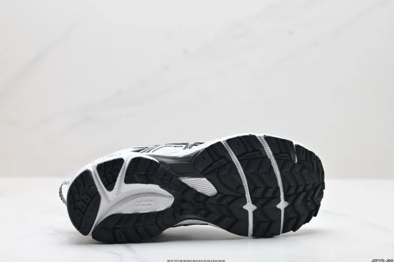 Cut-rate Asics Shoes