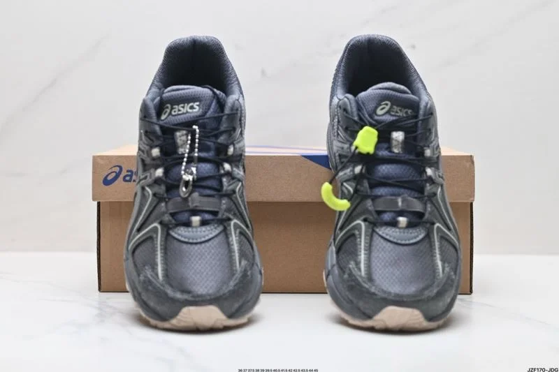 Low-cost Asics Shoes