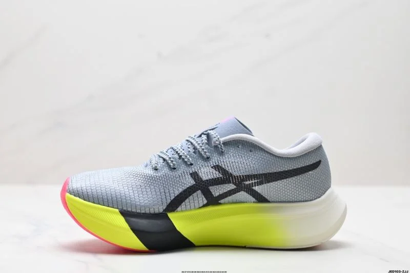 Top match Asics Shoes