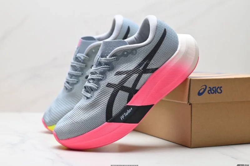 Top match Asics Shoes