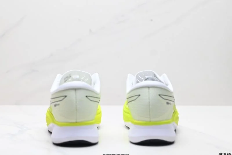 Indistinguishable Asics Shoes