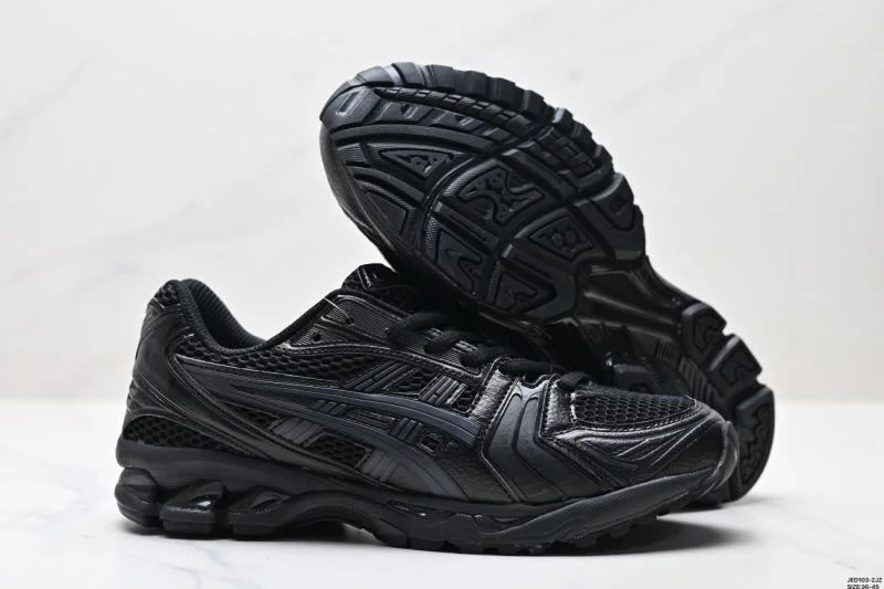 Accurate model Asics Shoes