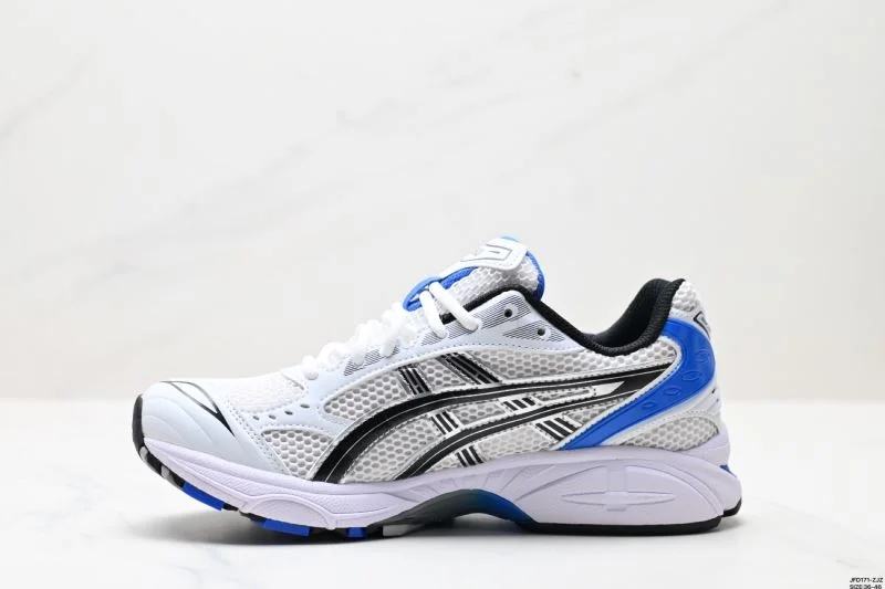 Accurate model Asics Shoes