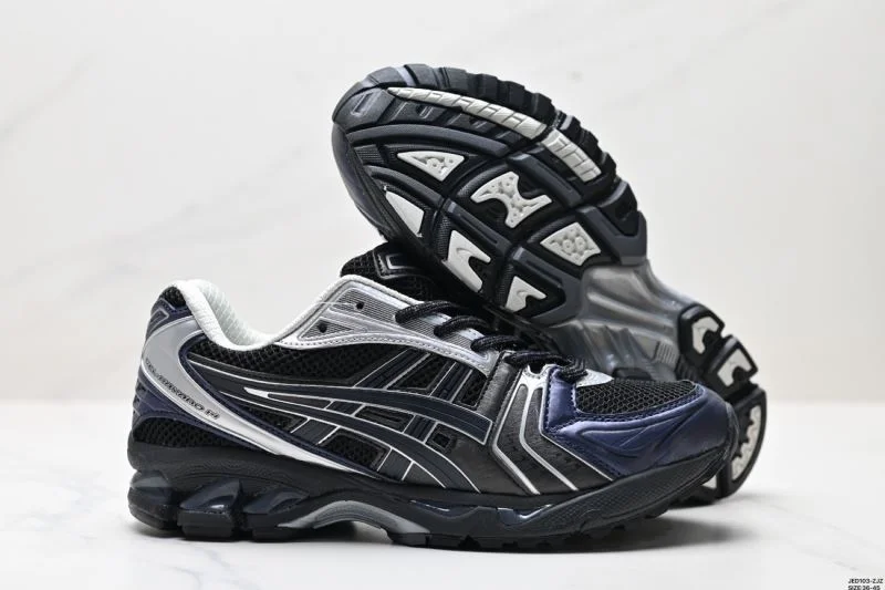 Indistinguishable Asics Shoes