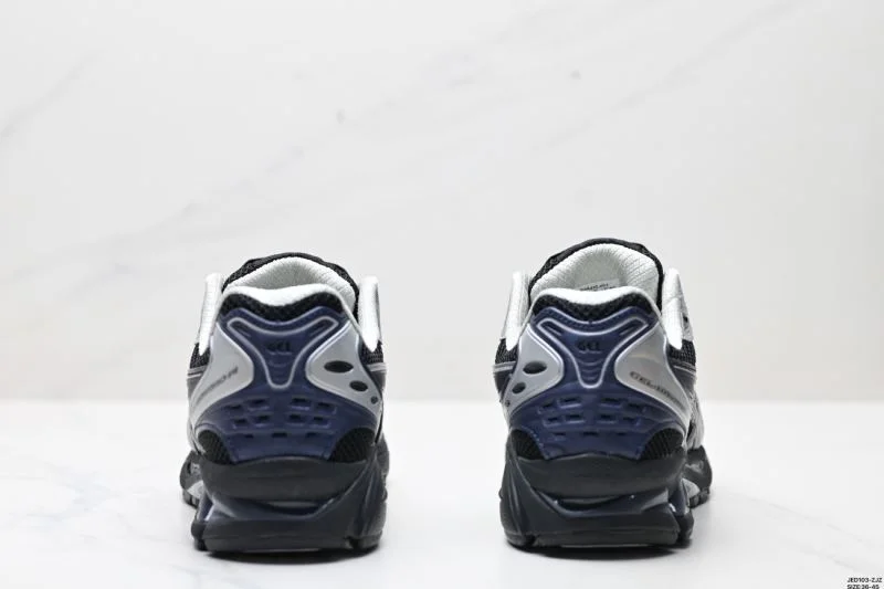 Indistinguishable Asics Shoes