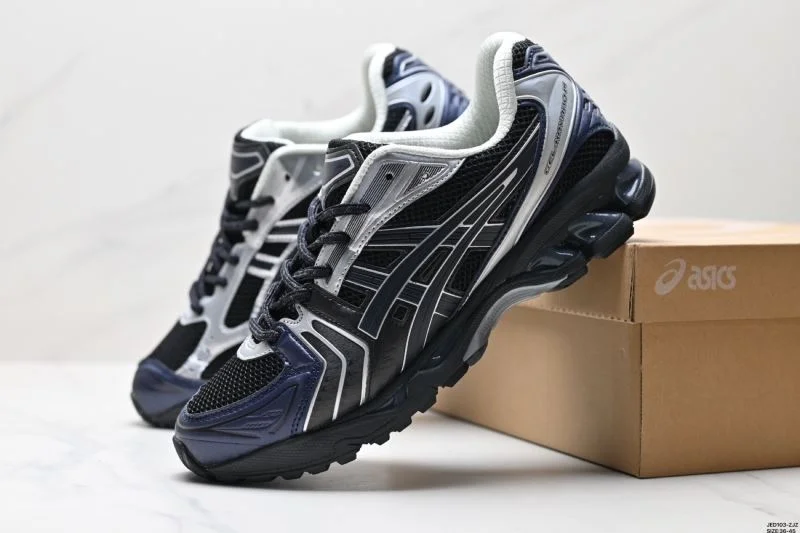Indistinguishable Asics Shoes