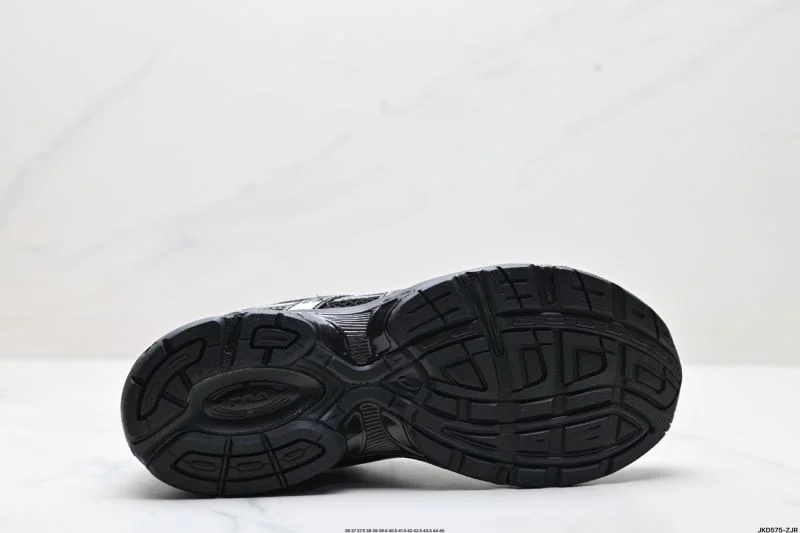 Inexpensive Asics Shoes
