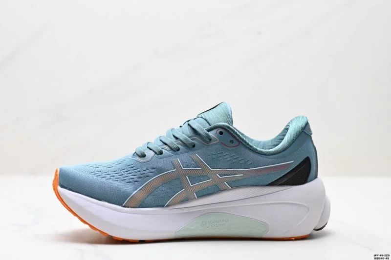Indistinguishable Asics Shoes
