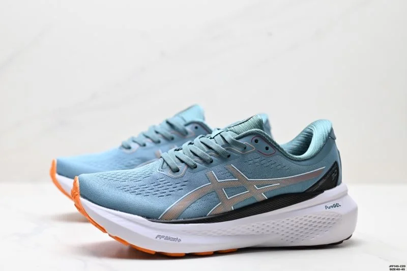 Indistinguishable Asics Shoes