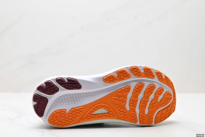 Indistinguishable Asics Shoes