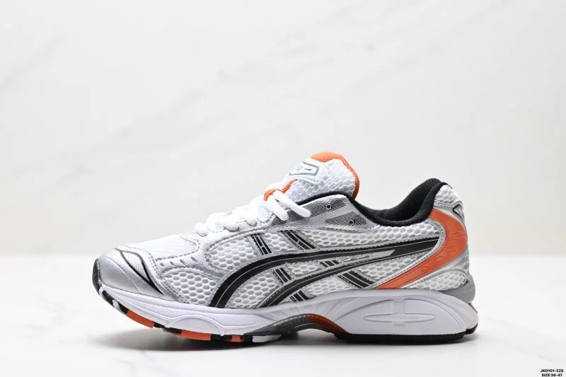 Accurate model Asics Shoes