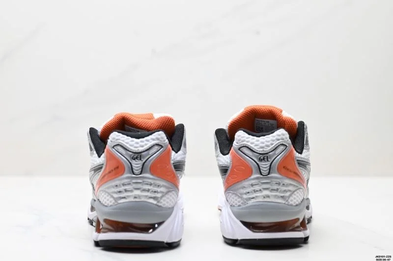 Accurate model Asics Shoes