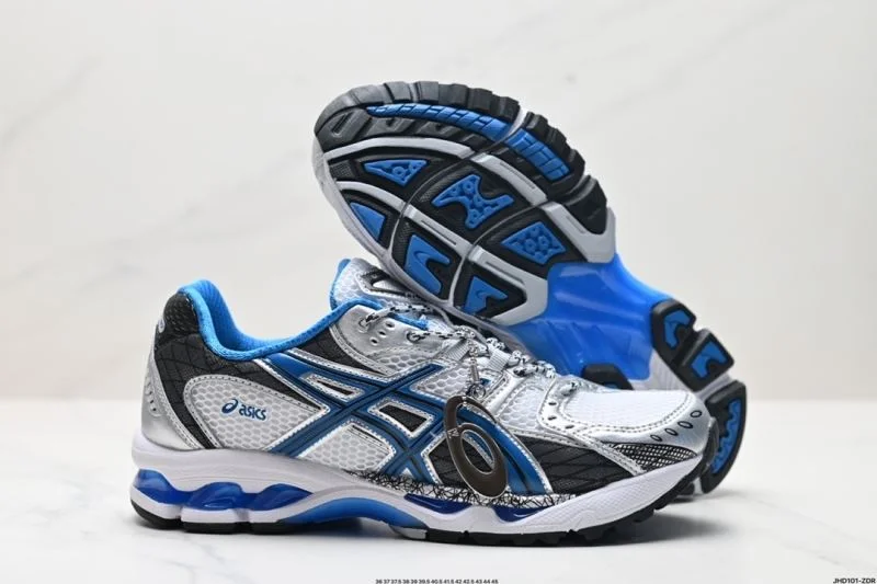 Top mirror Asics Shoes