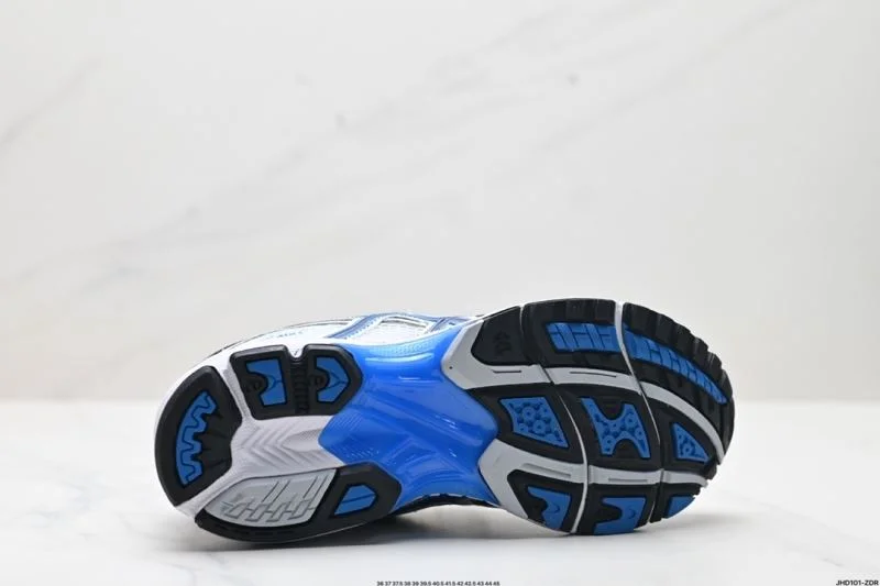 Top mirror Asics Shoes