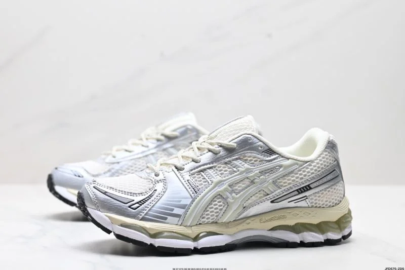 Brand-authenticated Asics Shoes