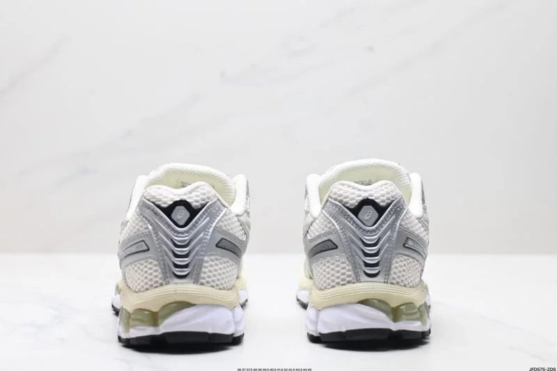 Brand-authenticated Asics Shoes