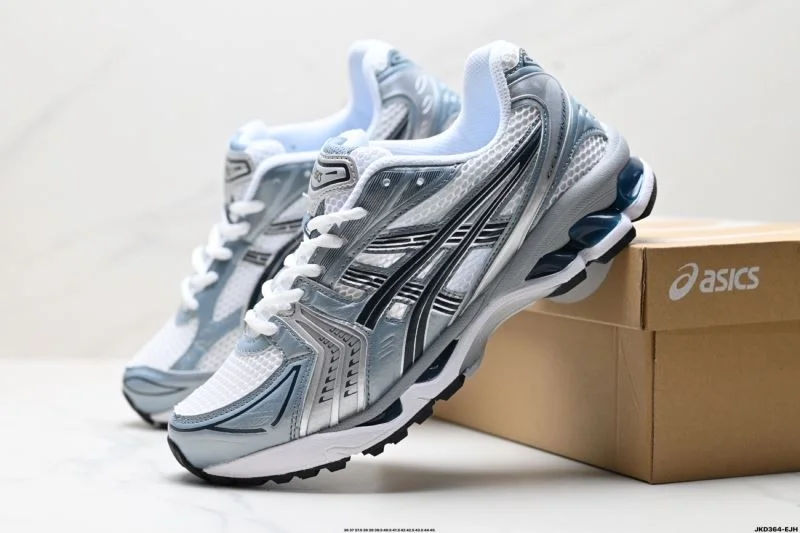 Bargain Asics Shoes
