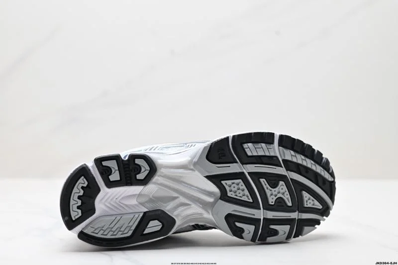 Bargain Asics Shoes