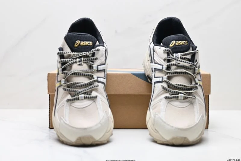 Discounted Asics Shoes