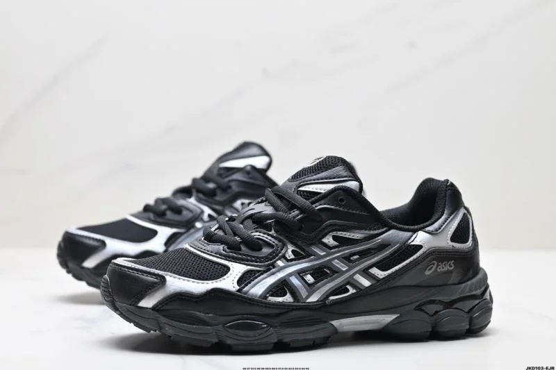Low-cost Asics Shoes