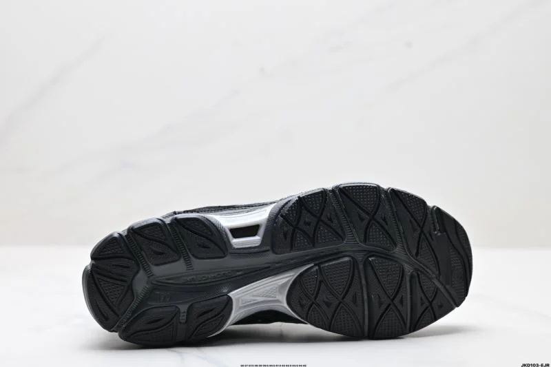 Low-cost Asics Shoes