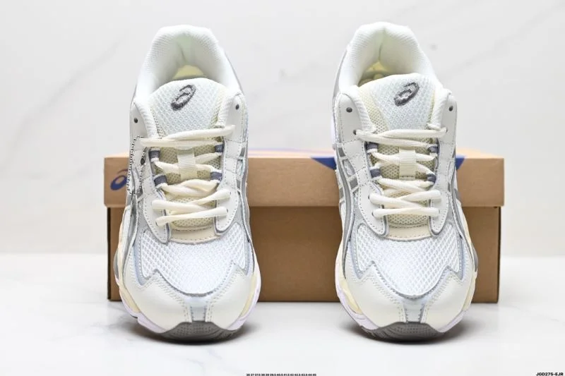 Low-cost Asics Shoes