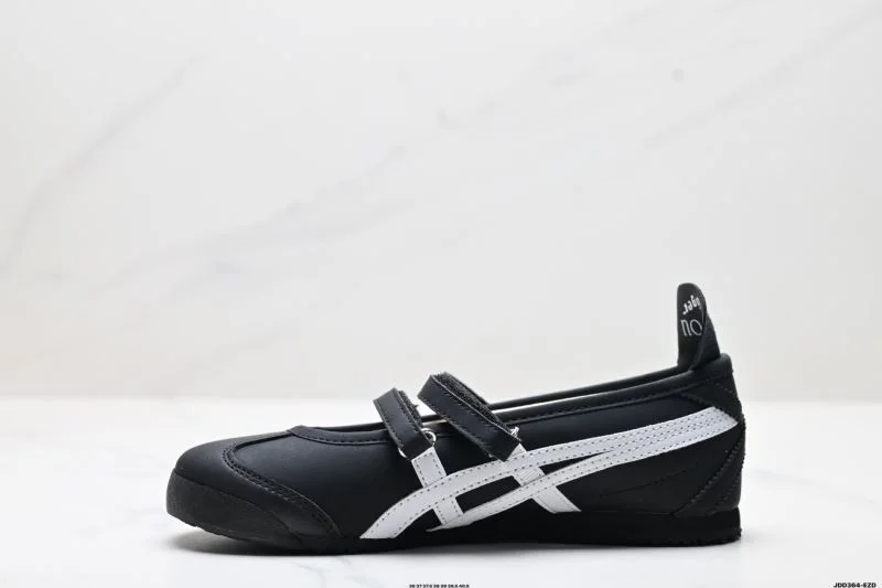 High fidelity Asics Shoes