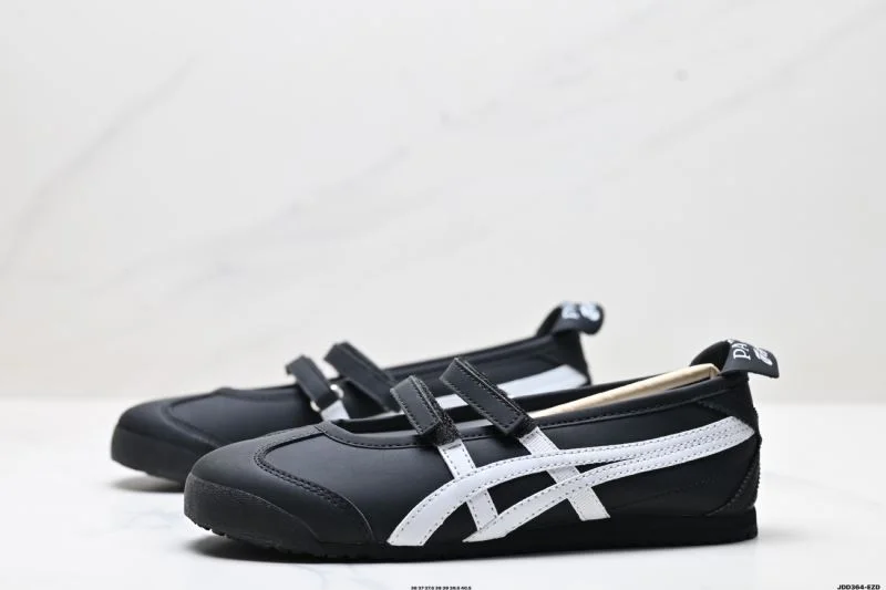 High fidelity Asics Shoes