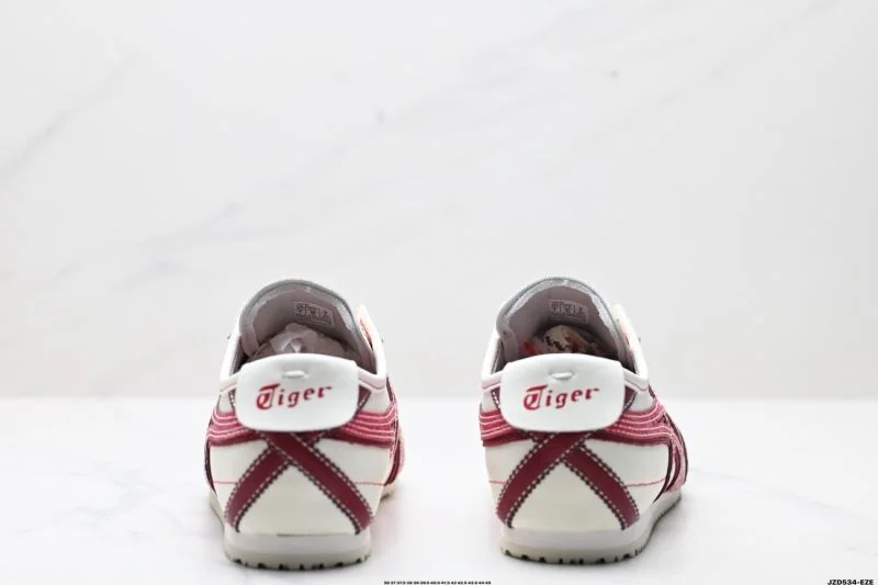 High fidelity Asics Shoes