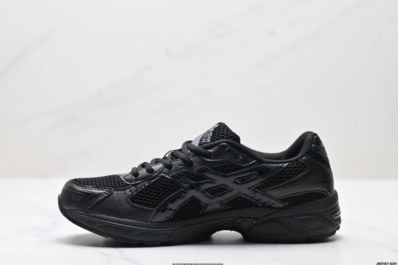 Brand-authenticated Asics Shoes