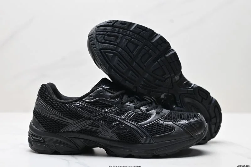 Brand-authenticated Asics Shoes