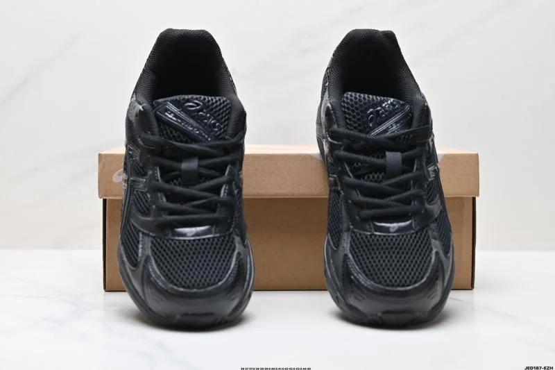 Brand-authenticated Asics Shoes