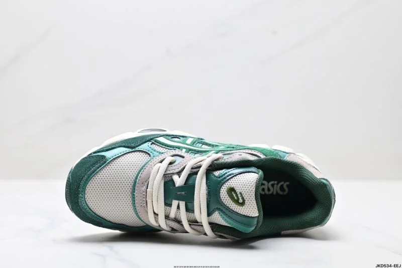 Low-cost Asics Shoes
