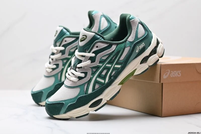Low-cost Asics Shoes