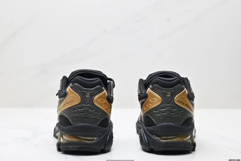 Bargain Asics Shoes