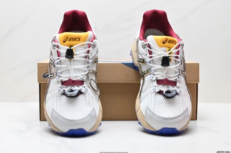 Low-cost Asics Shoes