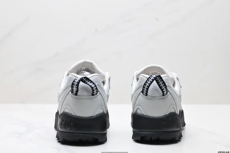Brand-authenticated Asics Shoes
