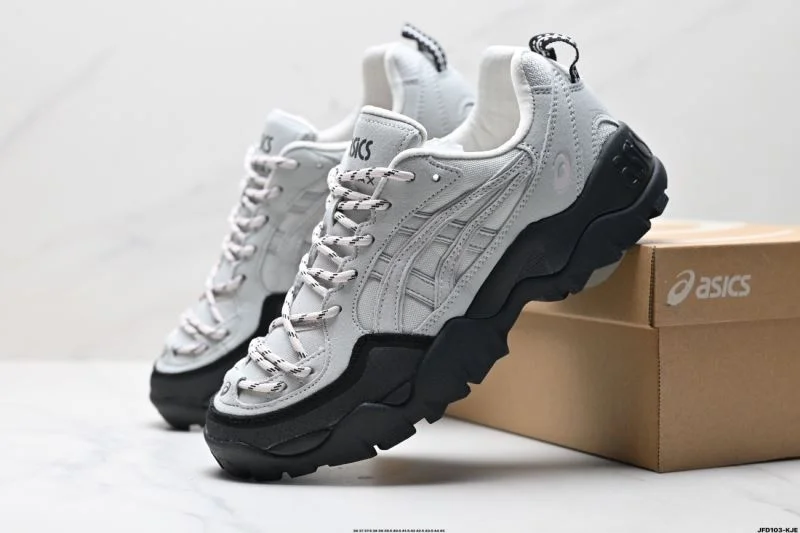 Brand-authenticated Asics Shoes
