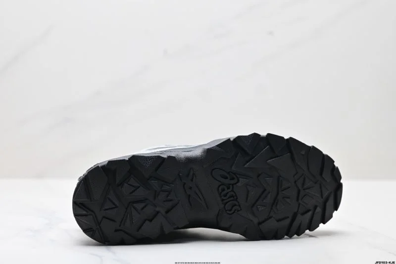 Brand-authenticated Asics Shoes