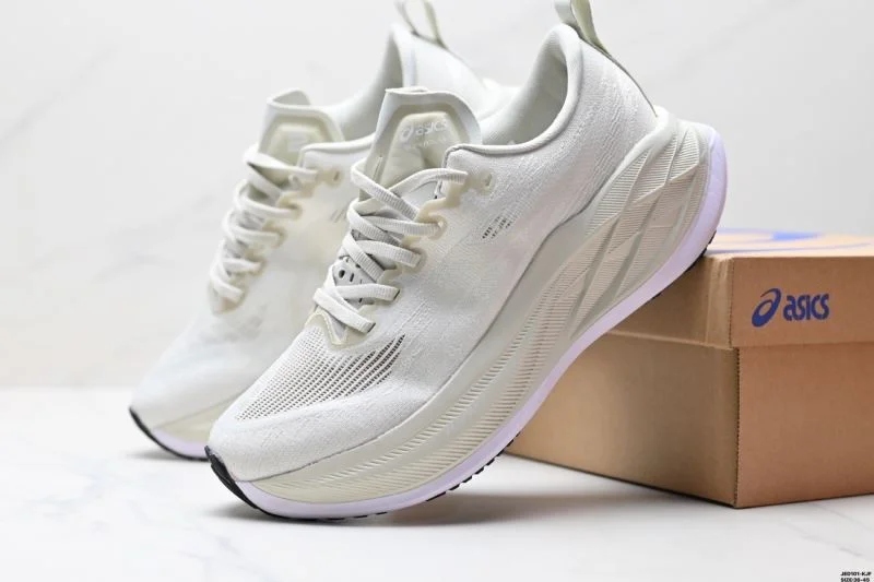 Bargain Asics Shoes