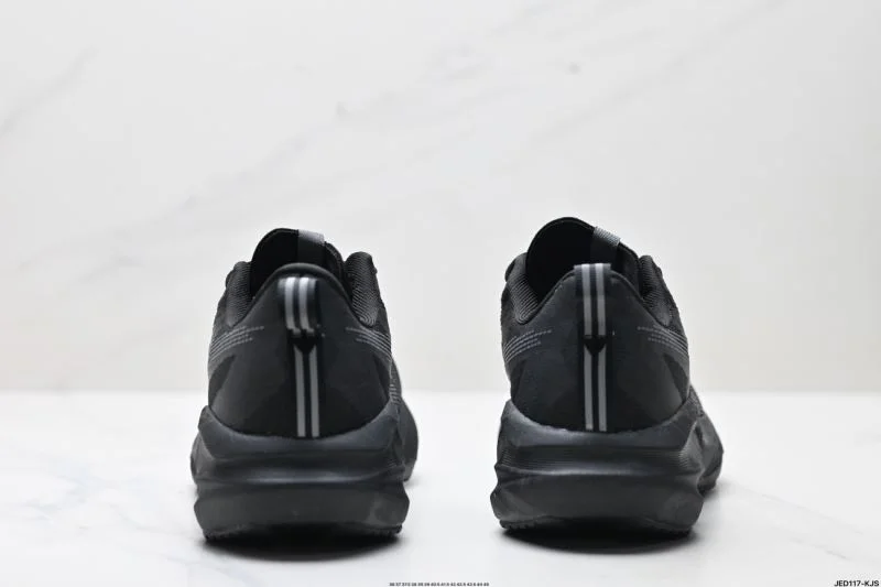 Economical Asics Shoes