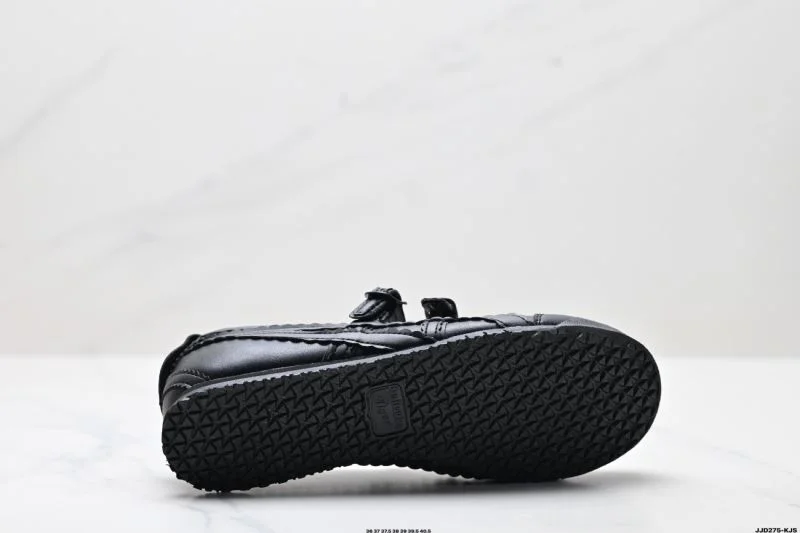 Low-cost Asics Shoes