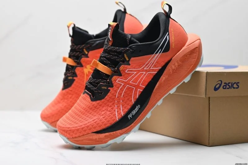 Top match Asics Shoes