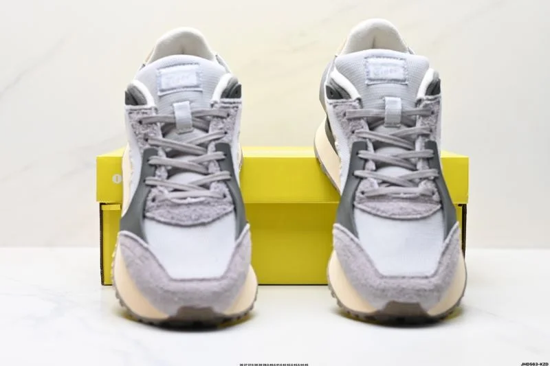Brand-authenticated Asics Shoes