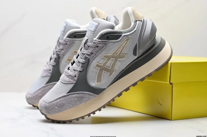 Brand-authenticated Asics Shoes