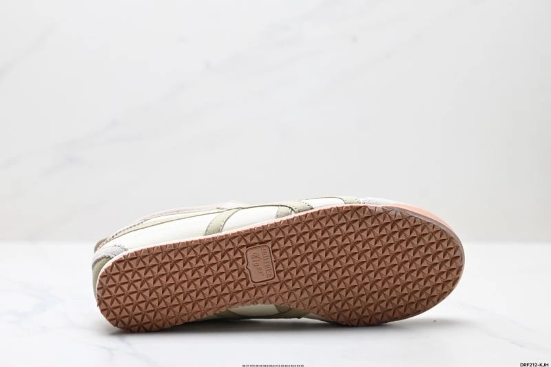 Low-cost Asics Shoes