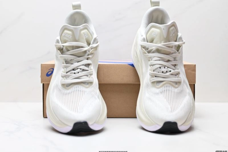 High fidelity Asics Shoes
