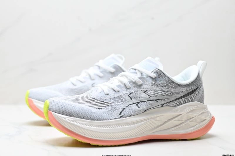 Top match Asics Shoes